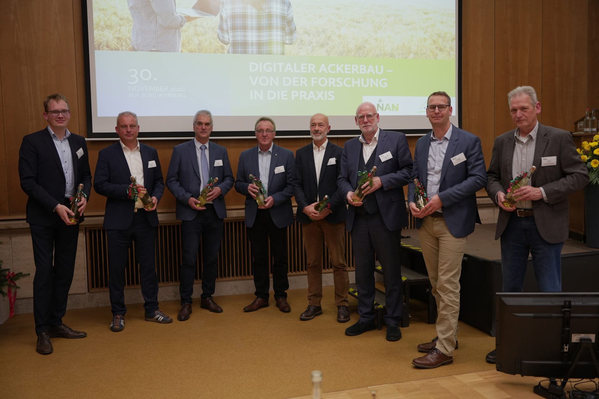 Bestellt sich der Acker zukünftig selbst? - Netzwerk Ackerbau ...